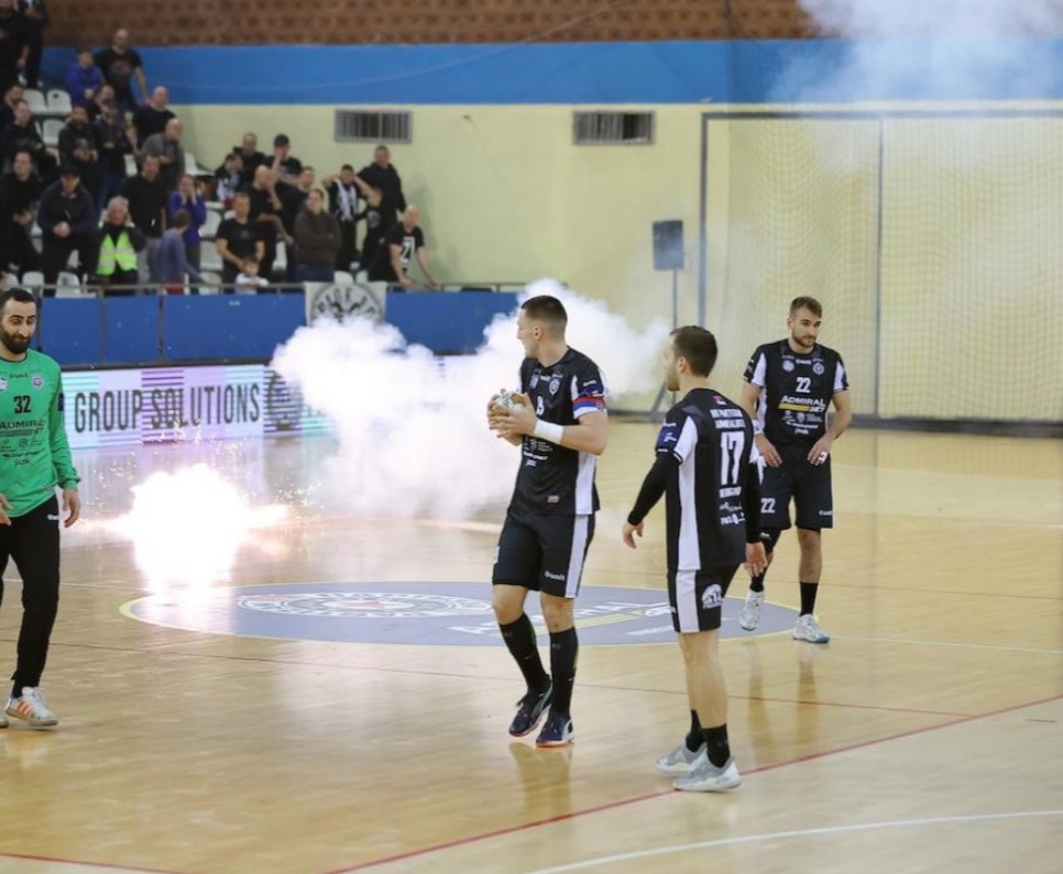 ΡΑΚΟΜΕΤ: ΧΑΟΣ ΣΤΟ ΒΕΛΙΓΡΑΔΙ – Palmare