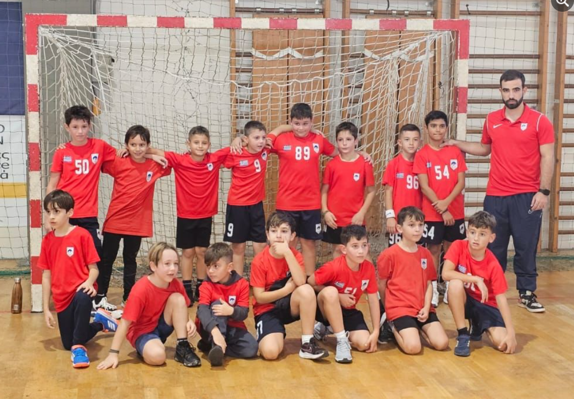 ΟΙ ΄΄ΜΙΚΡΟΙ΄΄ ΤΩΝ ΒΡΙΛΗΣΣΙΩΝ ΕΚΑΝΑΝ ΤΟ ΠΡΩΤΟ ΤΟΥΣ ΤΑΞΙΔΙ ΣΤΟ ΑΡΓΟΣ ...